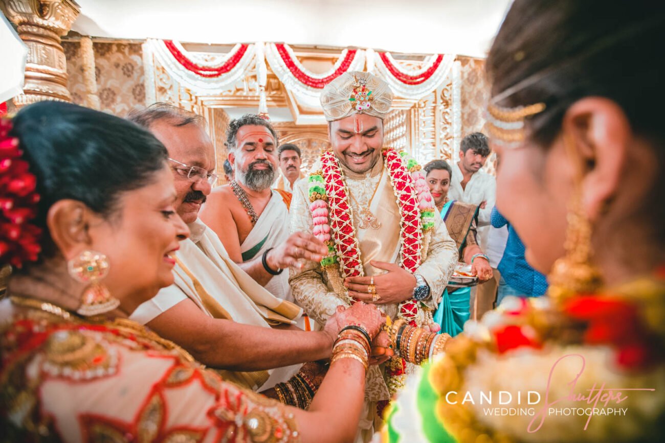 Stunning Kannada Wedding Photography Bangalore | CandidShutters