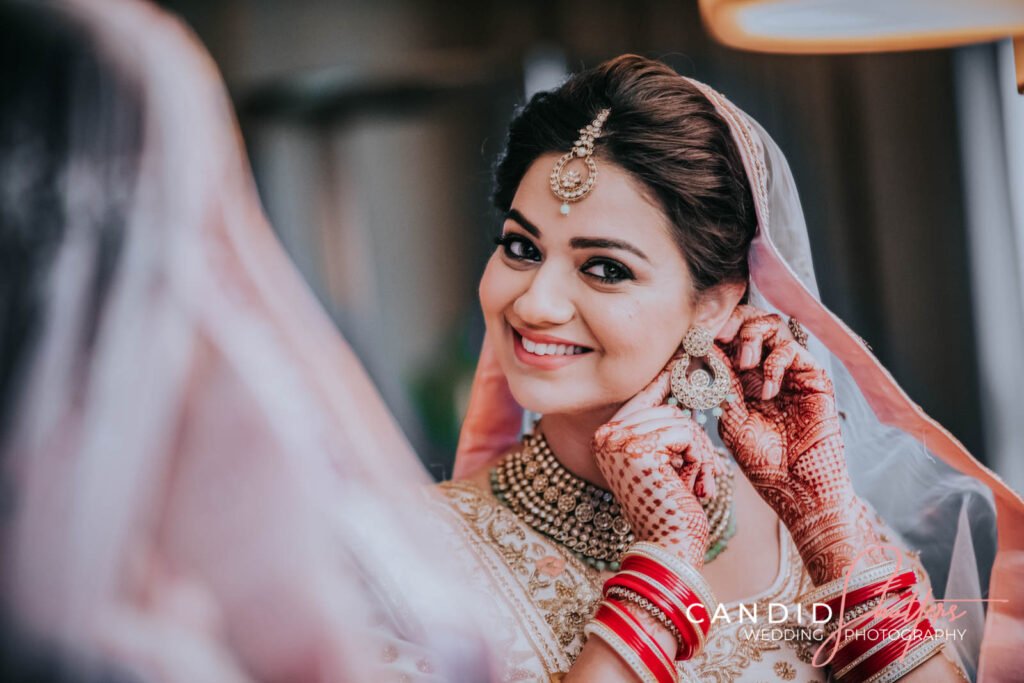 Best Must Have Indian Bride Pictures. Wedding Photo Checklist